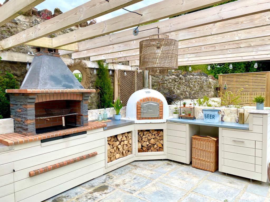 Create Your Ultimate Outdoor Kitchen - Homes With Alexa